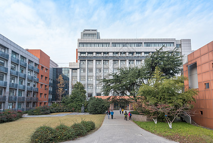 6 factors to consider when choosing a Chinese university - Panda Blog